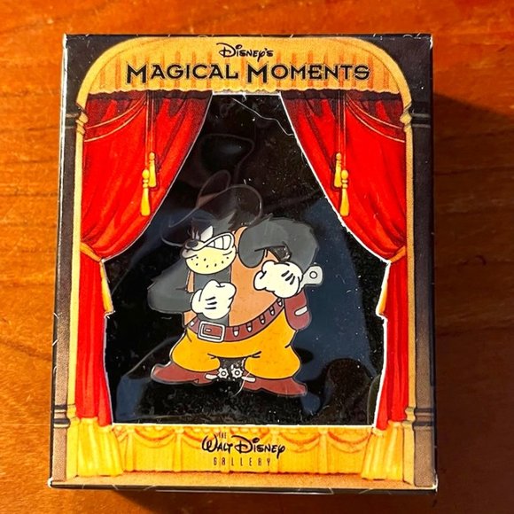 Disney | Art | Disney Magical Moments Two Gun Mickey Boxed Pin Of 250 ...